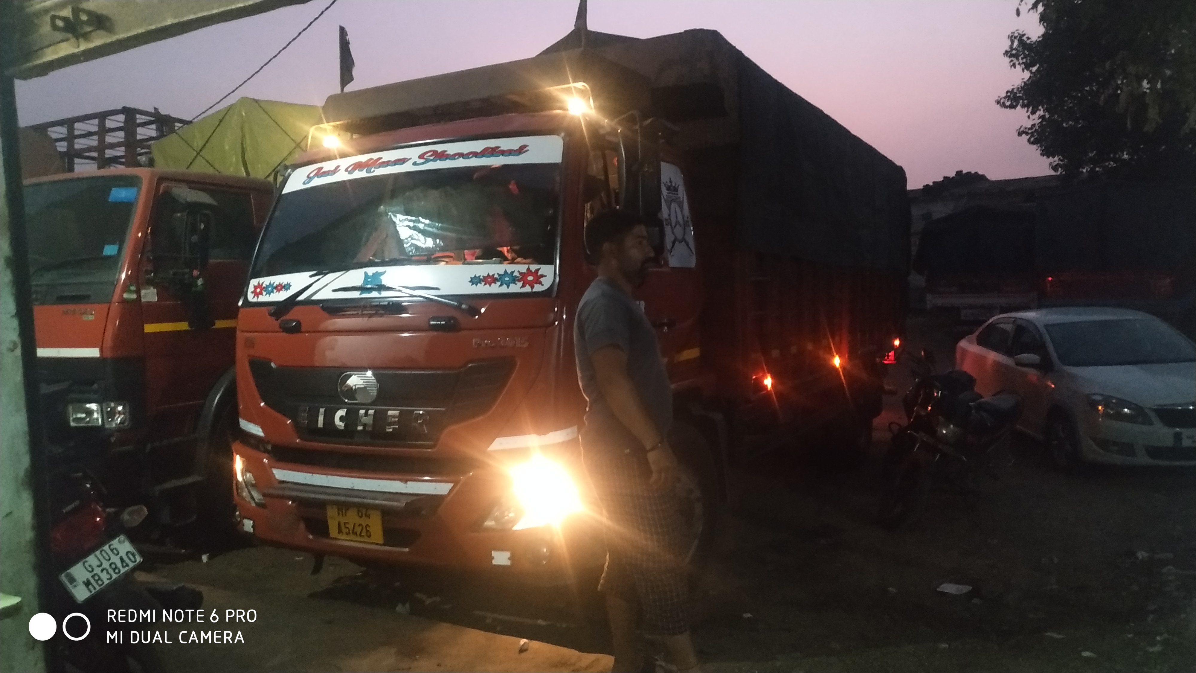 Welcome to Gujarat Transporters